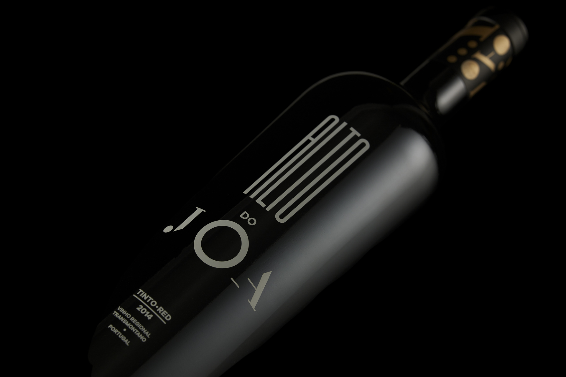 José Mendes - Casa do Joa Visual Identity & Packaging - World Brand ...