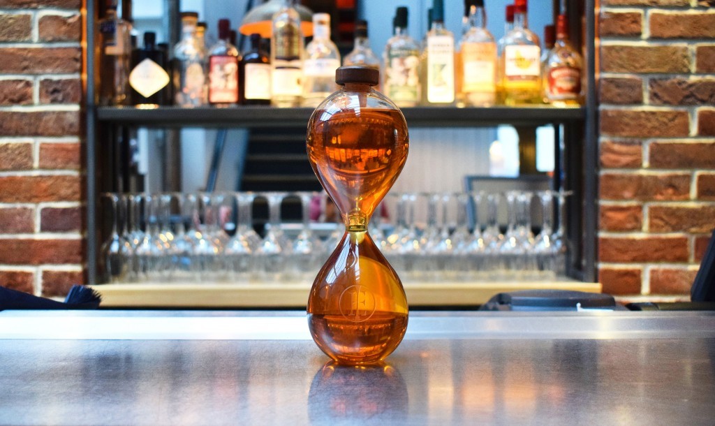 Epoch Conceptual Whisky Brand by Thomas Hardwick - World Brand Design ...