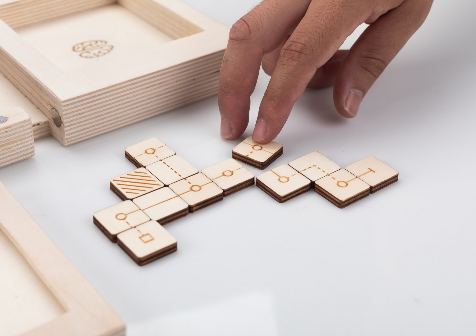 Mnéme. A Playful Tool for Neurorehabilitation by Student Albert ...