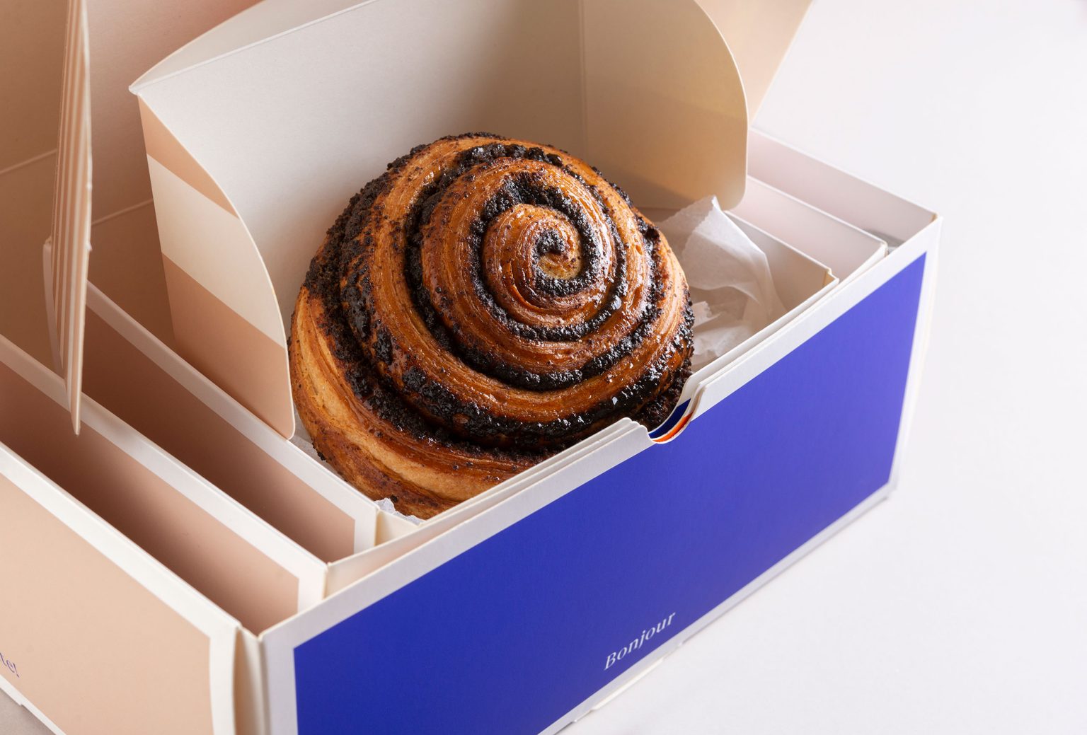 La Petite Patisserie Bakery Packaging Design - World Brand Design Society